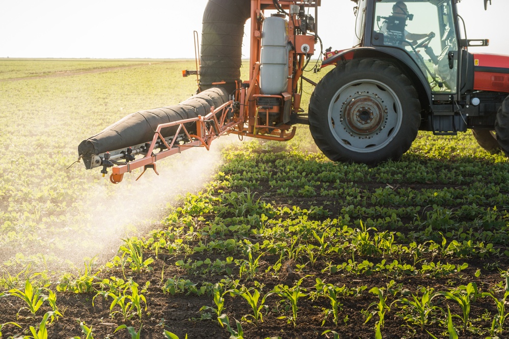 7 TIPS FOR SAFE CROP SPRAYING